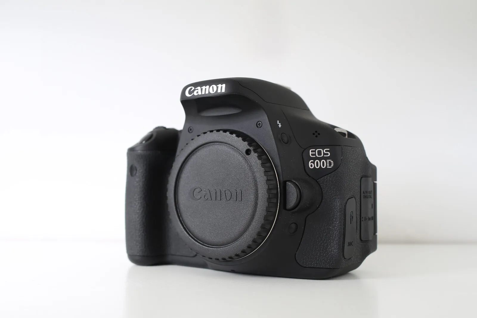 Canon EOS 750Da Astromodified DSLR Camera | First Light Optics